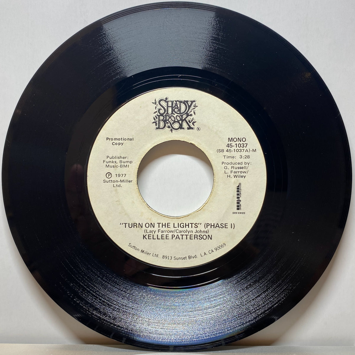 Turn On The Lights - Kellee Patterson | VINYL7 RECORDS